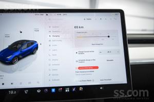 Zils Tesla Model Y 2023 Tukums, ar dzinēja tilpumu 0.00 L un nobraukumu 0 tūkst. km par 31990 €, foto 27 vietnē AUTOMOTO.COM.LV