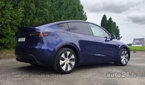 Blue Tesla Model Y 2022 in Tartu, with an engine capacity of 0.00 L and mileage of 107 thousand km for 32900 €, photo 12 on AUTOMOTO.COM.LV