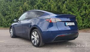 Blue Tesla Model Y 2022 in Tartu, with an engine capacity of 0.00 L and mileage of 107 thousand km for 32900 €, photo 5 on AUTOMOTO.COM.LV