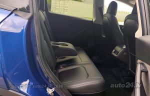 Blue Tesla Model Y 2022 in Tartu, with an engine capacity of 0.00 L and mileage of 107 thousand km for 32900 €, photo 28 on AUTOMOTO.COM.LV