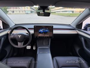 Blue Tesla Model Y 2023 in Tallinn, with an engine capacity of 0.00 L and mileage of 105 thousand km for 33800 €, photo 12 on AUTOMOTO.COM.LV