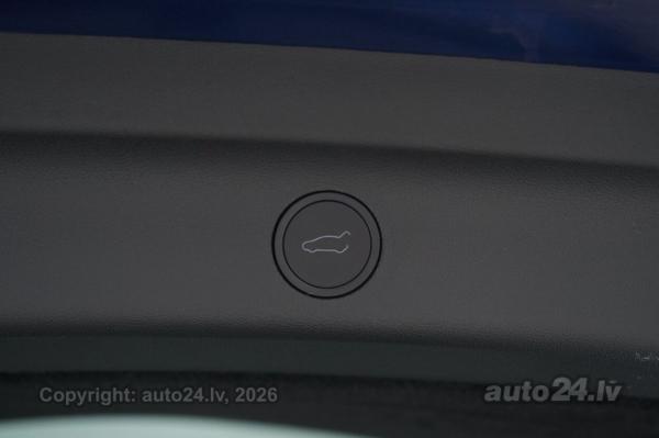 Blue Tesla Model Y 2024 in Tallinn, with an engine capacity of 0.00 L and mileage of 54 thousand km for 41990 €, photo 11 on AUTOMOTO.COM.LV