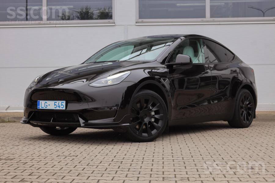 Brūns Tesla Model Y 2021 Rīga, ar dzinēja tilpumu 0.00 L un nobraukumu 0 tūkst. km par 34995 €, foto 1 vietnē AUTOMOTO.COM.LV