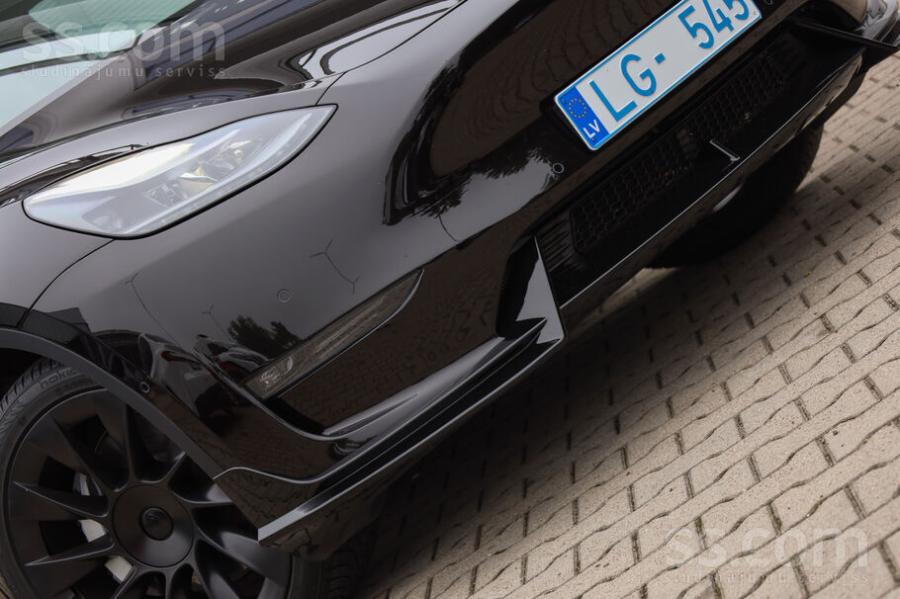 Brūns Tesla Model Y 2021 Rīga, ar dzinēja tilpumu 0.00 L un nobraukumu 0 tūkst. km par 34995 €, foto 5 vietnē AUTOMOTO.COM.LV