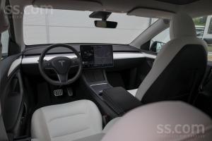 Brūns Tesla Model Y 2021 Rīga, ar dzinēja tilpumu 0.00 L un nobraukumu 0 tūkst. km par 34995 €, foto 14 vietnē AUTOMOTO.COM.LV