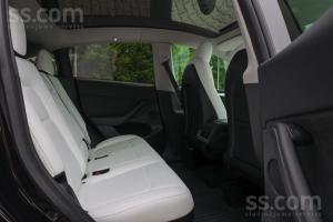 Brūns Tesla Model Y 2021 Rīga, ar dzinēja tilpumu 0.00 L un nobraukumu 0 tūkst. km par 34995 €, foto 17 vietnē AUTOMOTO.COM.LV
