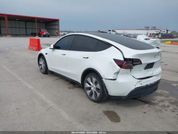 Tesla Model Y 2023 Klaipėda, ar dzinēja tilpumu 0.00 L un nobraukumu 0 tūkst. km par 10000 €, foto 3 vietnē AUTOMOTO.COM.LV