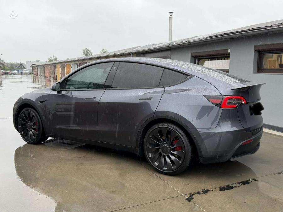 Tesla Model Y 2023 in Kaunas, with an engine capacity of 0.00 L and mileage of 44 thousand km for 28700 €, photo 7 on AUTOMOTO.COM.LV