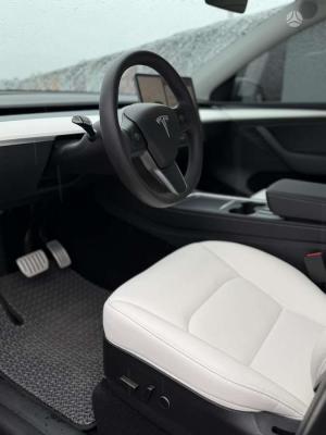 Tesla Model Y 2023 in Kaunas, with an engine capacity of 0.00 L and mileage of 44 thousand km for 28700 €, photo 8 on AUTOMOTO.COM.LV