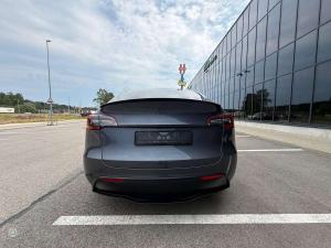Tesla Model Y 2023 in Kaunas, with an engine capacity of 0.00 L and mileage of 44 thousand km for 27500 €, photo 4 on AUTOMOTO.COM.LV