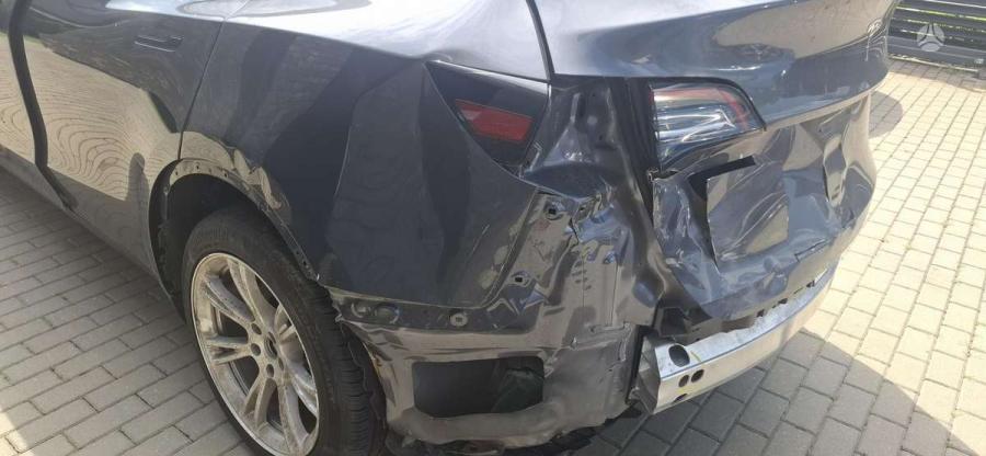 Tesla Model Y 2023 Viļņa, ar dzinēja tilpumu 0.00 L un nobraukumu 46 tūkst. km par 17700 €, foto 12 vietnē AUTOMOTO.COM.LV