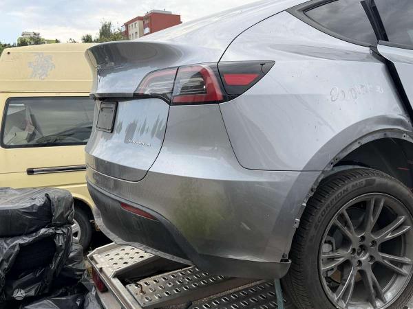 Tesla Model Y 2024 Kauņa, ar dzinēja tilpumu 0.00 L un nobraukumu 45 tūkst. km par 19500 €, foto 5 vietnē AUTOMOTO.COM.LV