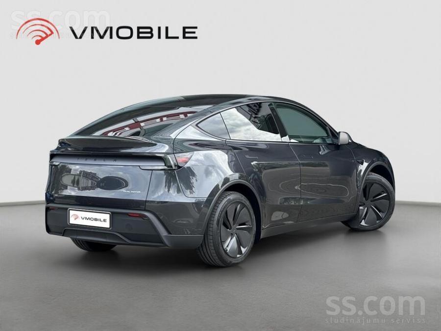 Tesla Model Y 2025 Rīga, ar dzinēja tilpumu 0.00 L un nobraukumu 10 tūkst. km par 62150 €, foto 2 vietnē AUTOMOTO.COM.LV