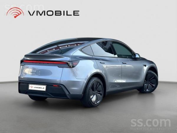 Tesla Model Y 2026 Rīga, ar dzinēja tilpumu 0.00 L un nobraukumu 10 tūkst. km par 63550 €, foto 2 vietnē AUTOMOTO.COM.LV