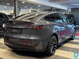 Pelēks Tesla Model Y 2021 Mārupe, ar dzinēja tilpumu 0.00 L un nobraukumu 105 tūkst. km par 27990 €, foto 4 vietnē AUTOMOTO.COM.LV