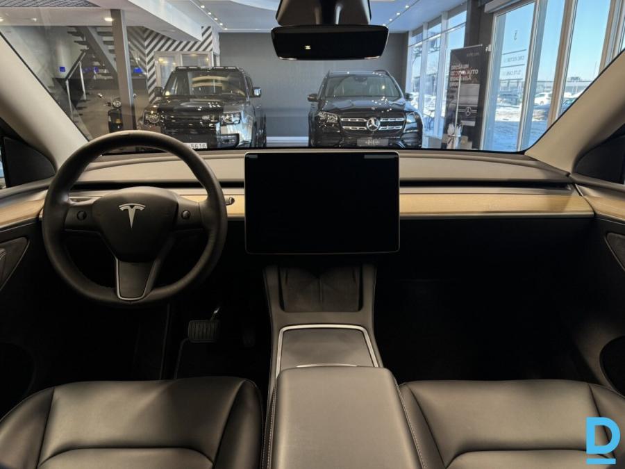 Pelēks Tesla Model Y 2021 Mārupe, ar dzinēja tilpumu 0.00 L un nobraukumu 105 tūkst. km par 27990 €, foto 7 vietnē AUTOMOTO.COM.LV