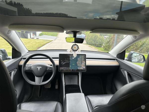 Pelēks Tesla Model Y 2021 Viļņa, ar dzinēja tilpumu 0.00 L un nobraukumu 144 tūkst. km par 19500 €, foto 7 vietnē AUTOMOTO.COM.LV