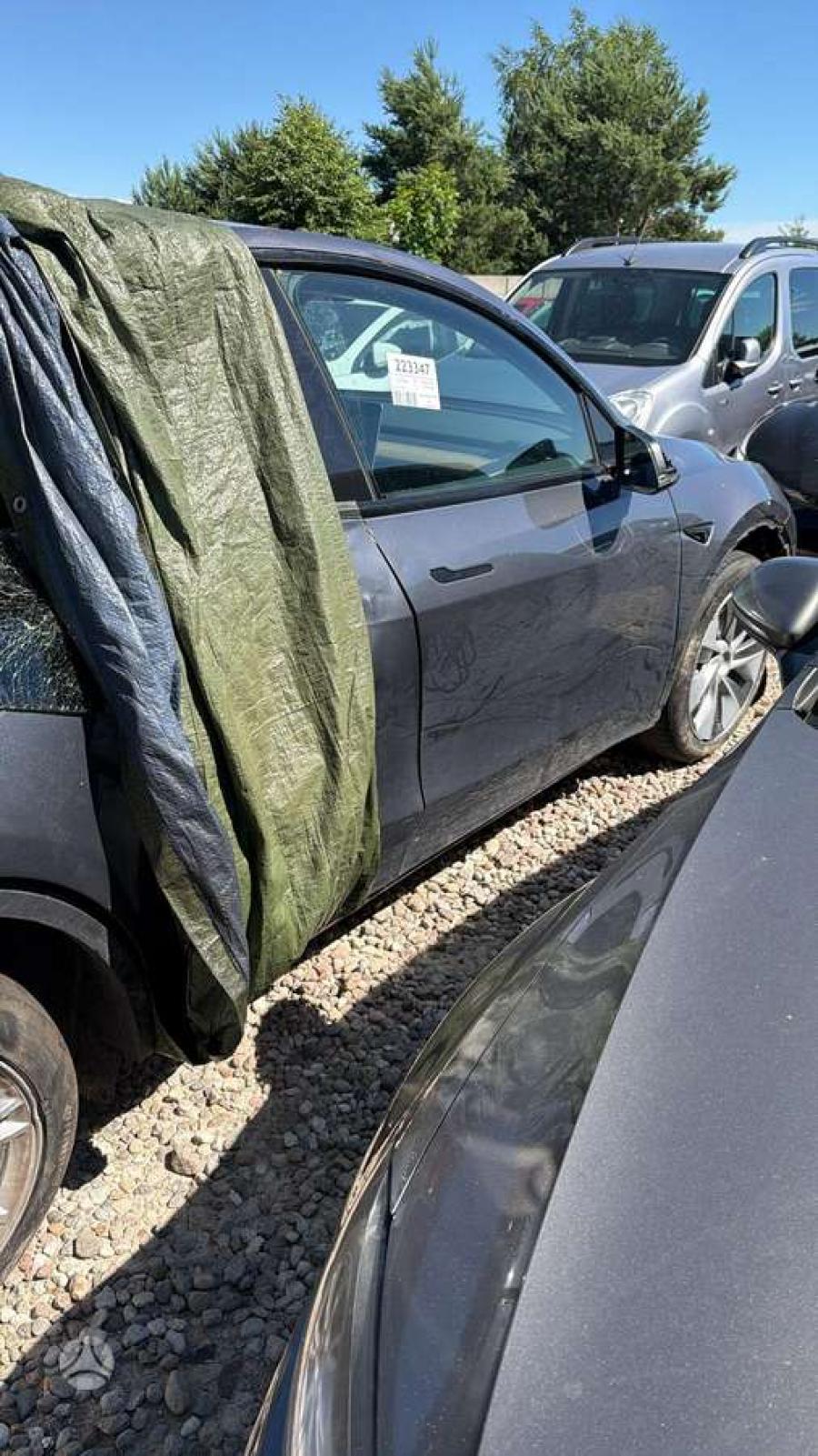 Pelēks Tesla Model Y 2022 Prienai, ar dzinēja tilpumu 0.00 L un nobraukumu 60 tūkst. km par 23600 €, foto 5 vietnē AUTOMOTO.COM.LV