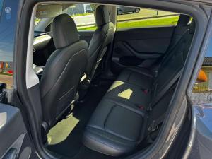 Grey Tesla Model Y 2022 in Vilnius, with an engine capacity of 0.00 L and mileage of 60 thousand km for 30950 €, photo 10 on AUTOMOTO.COM.LV