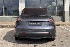 Grey Tesla Model Y 2022 in Vilnius, with an engine capacity of 0.00 L and mileage of 159 thousand km for 24999 €, photo 5 on AUTOMOTO.COM.LV