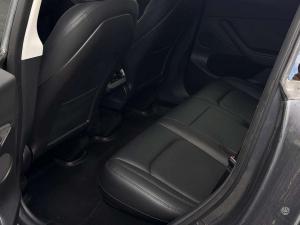Grey Tesla Model Y 2022 in Vilnius, with an engine capacity of 0.00 L and mileage of 159 thousand km for 24999 €, photo 16 on AUTOMOTO.COM.LV