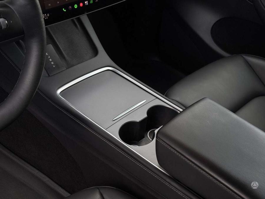 Grey Tesla Model Y 2022 in Vilnius, with an engine capacity of 0.00 L and mileage of 159 thousand km for 24999 €, photo 27 on AUTOMOTO.COM.LV