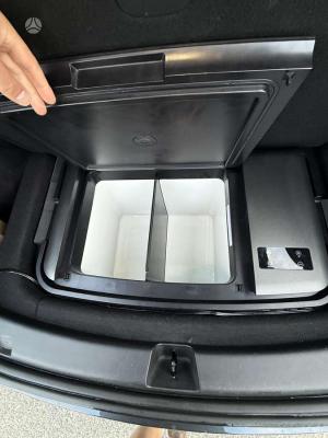 Grey Tesla Model Y 2022 in Marijampole, with an engine capacity of 0.00 L and mileage of 135 thousand km for 27900 €, photo 13 on AUTOMOTO.COM.LV