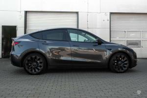 Pelēks Tesla Model Y 2022 Viļņa, ar dzinēja tilpumu 0.00 L un nobraukumu 116 tūkst. km par 29000 €, foto 6 vietnē AUTOMOTO.COM.LV