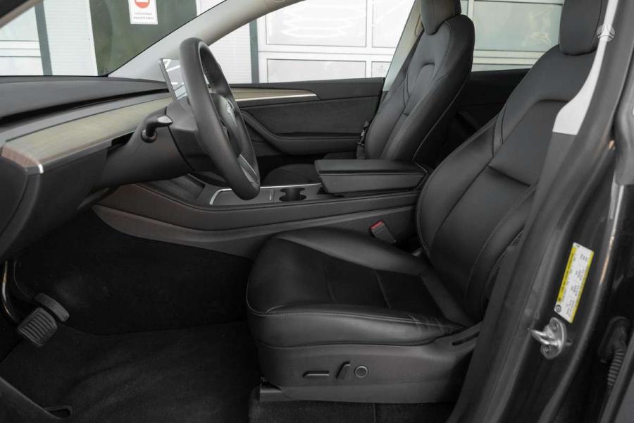 Pelēks Tesla Model Y 2022 Viļņa, ar dzinēja tilpumu 0.00 L un nobraukumu 116 tūkst. km par 29000 €, foto 10 vietnē AUTOMOTO.COM.LV