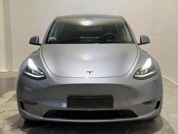 Pelēks Tesla Model Y 2023 Viļņa, ar dzinēja tilpumu 0.00 L un nobraukumu 33 tūkst. km par 41950 €, foto 2 vietnē AUTOMOTO.COM.LV