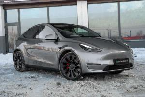 Grey Tesla Model Y 2023 in Vilnius, with an engine capacity of 0.00 L and mileage of 39 thousand km for 37000 €, photo 8 on AUTOMOTO.COM.LV