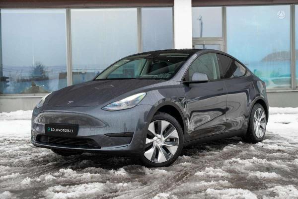 Grey Tesla Model Y 2023 in Vilnius, with an engine capacity of 0.00 L and mileage of 30 thousand km for 28950 €, photo 1 on AUTOMOTO.COM.LV