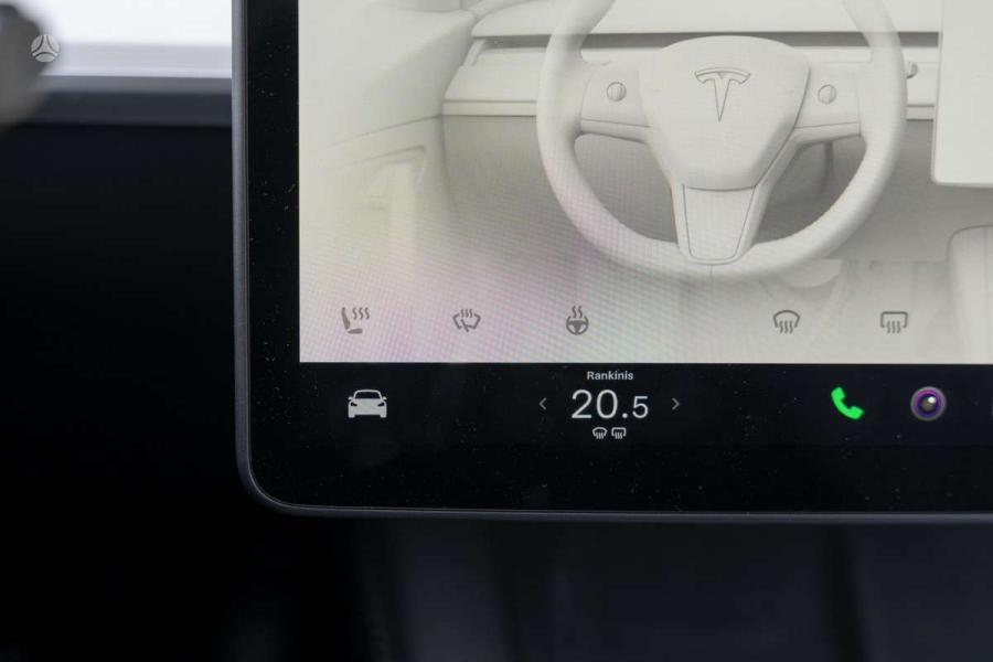 Grey Tesla Model Y 2023 in Vilnius, with an engine capacity of 0.00 L and mileage of 29 thousand km for 40900 €, photo 33 on AUTOMOTO.COM.LV