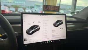 Серый Тесла Модель Y 2023 в Вильнюс, объемом двигателя 0.00 л и пробегом 50 тыс. км за 42777 €, фото 18 на AUTOMOTO.COM.LV