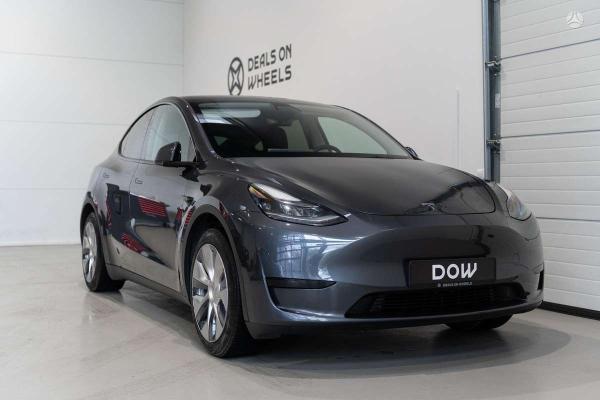 Pelēks Tesla Model Y 2023 Viļņa, ar dzinēja tilpumu 0.00 L un nobraukumu 76 tūkst. km par 26500 €, foto 1 vietnē AUTOMOTO.COM.LV