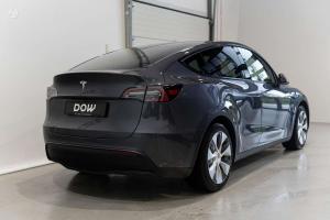 Grey Tesla Model Y 2023 in Vilnius, with an engine capacity of 0.00 L and mileage of 76 thousand km for 26500 €, photo 6 on AUTOMOTO.COM.LV