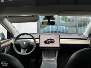 Grey Tesla Model Y 2024 in Klaipeda, with an engine capacity of 0.00 L and mileage of 17 thousand km for 37750 €, photo 14 on AUTOMOTO.COM.LV