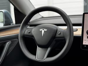 Grey Tesla Model Y 2024 in Klaipeda, with an engine capacity of 0.00 L and mileage of 17 thousand km for 37750 €, photo 28 on AUTOMOTO.COM.LV