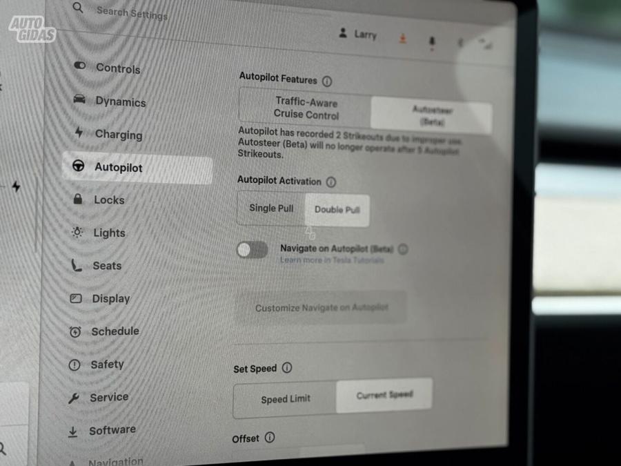 Grey Tesla Model Y 2024 in Klaipeda, with an engine capacity of 0.00 L and mileage of 17 thousand km for 37750 €, photo 29 on AUTOMOTO.COM.LV