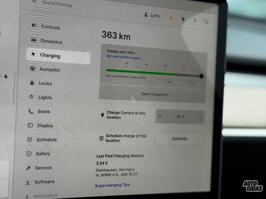 Grey Tesla Model Y 2024 in Klaipeda, with an engine capacity of 0.00 L and mileage of 17 thousand km for 37750 €, photo 30 on AUTOMOTO.COM.LV