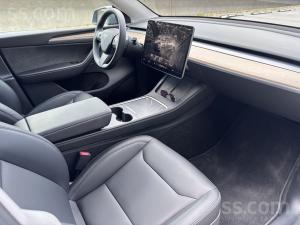 Серый Тесла Модель Y 2024 в Рига, объемом двигателя 0.00 л и пробегом 14 тыс. км за 40900 €, фото 9 на AUTOMOTO.COM.LV