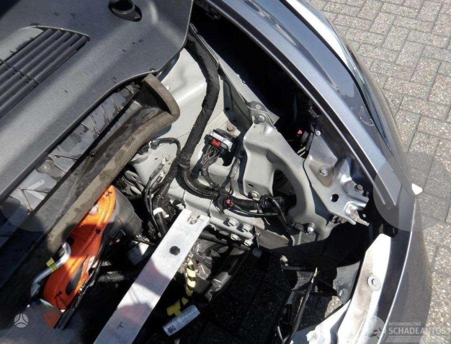 Pelēks Tesla Model Y 2024 Kauņa, ar dzinēja tilpumu 0.00 L un nobraukumu 72 tūkst. km par 23900 €, foto 10 vietnē AUTOMOTO.COM.LV