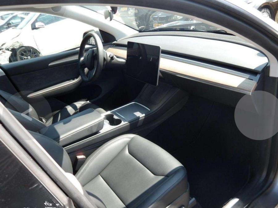 Pelēks Tesla Model Y 2024 Kauņa, ar dzinēja tilpumu 0.00 L un nobraukumu 72 tūkst. km par 23900 €, foto 13 vietnē AUTOMOTO.COM.LV