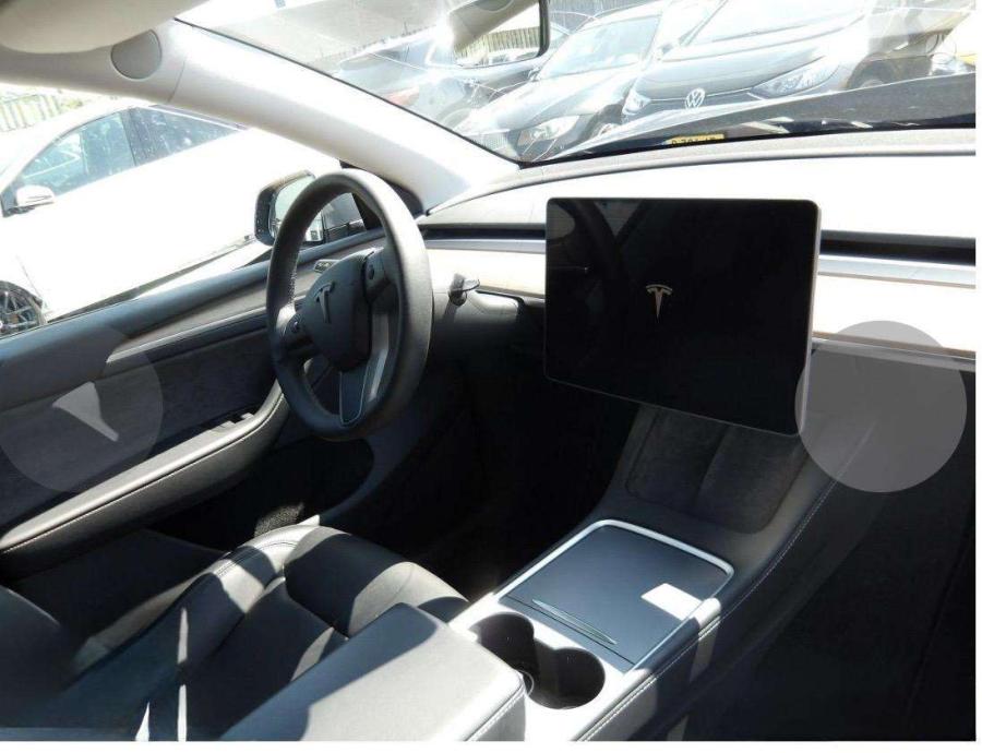 Pelēks Tesla Model Y 2024 Kauņa, ar dzinēja tilpumu 0.00 L un nobraukumu 72 tūkst. km par 23900 €, foto 14 vietnē AUTOMOTO.COM.LV