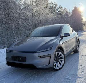 Pelēks Tesla Model Y 2025 Viļņa, ar dzinēja tilpumu 0.00 L un nobraukumu 5 tūkst. km par 57777 €, foto 2 vietnē AUTOMOTO.COM.LV