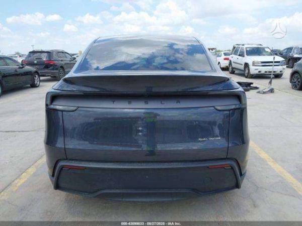 Grey Tesla Model Y 2025 in Klaipeda, with an engine capacity of 0.00 L and mileage of 2 thousand km for 23800 €, photo 2 on AUTOMOTO.COM.LV