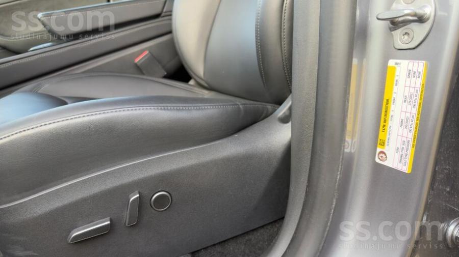 Grey Tesla Model Y 2025 in Riga, with an engine capacity of 0.00 L and mileage of 18 thousand km for 49500 €, photo 14 on AUTOMOTO.COM.LV