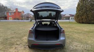 Grey Tesla Model Y 2025 in Riga, with an engine capacity of 0.00 L and mileage of 18 thousand km for 49500 €, photo 20 on AUTOMOTO.COM.LV