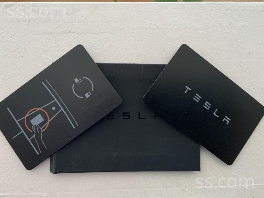 Grey Tesla Model Y 2025 in Riga, with an engine capacity of 0.00 L and mileage of 18 thousand km for 49500 €, photo 26 on AUTOMOTO.COM.LV