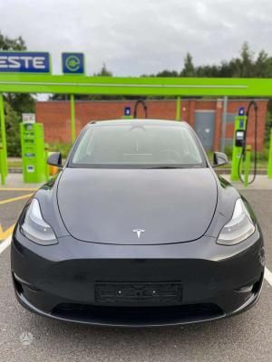 Grey Tesla Model Y 2025 in Vilnius, with an engine capacity of 0.00 L and mileage of 13 thousand km for 28800 €, photo 10 on AUTOMOTO.COM.LV